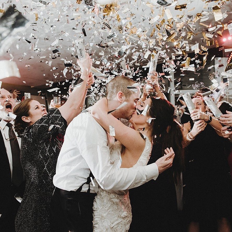 Gold Metallic Confetti Cannon – Superior Celebrations